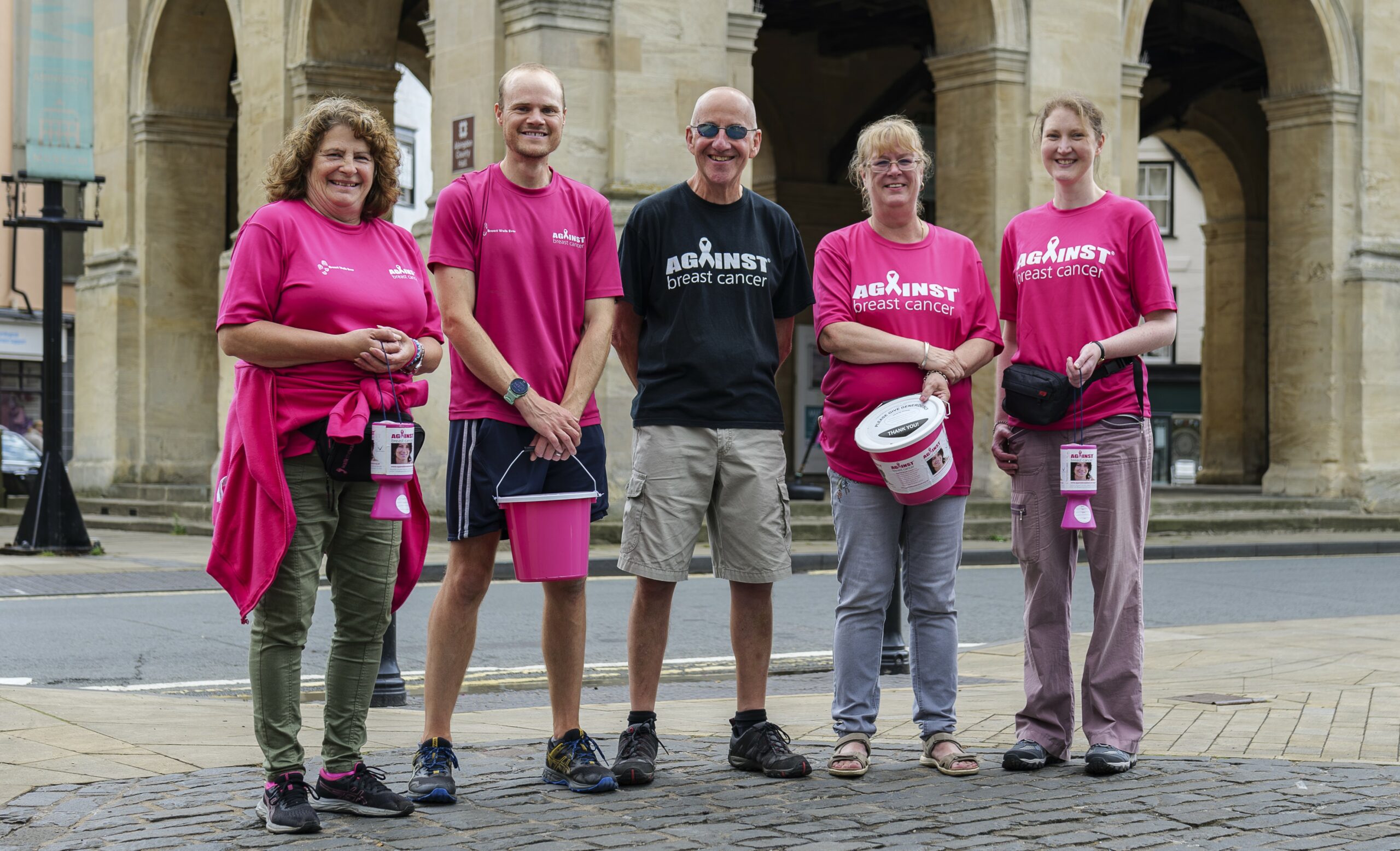 Volunteer - You make a difference - Against Breast Cancer